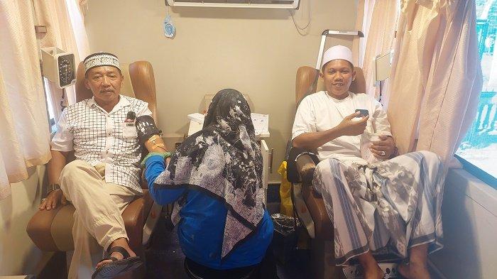 Pengurus MPTT-I Bireuen Bersama Warga Gelar Donor Darah - Serambinews.com