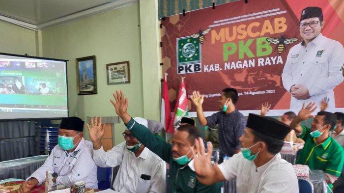 Saiful Bahri Jabat Ketua DPC PKB Nagan Raya - Serambinews.com Saiful Bahri Jabat Ketua DPC PKB Nagan Raya - Serambinews.com
