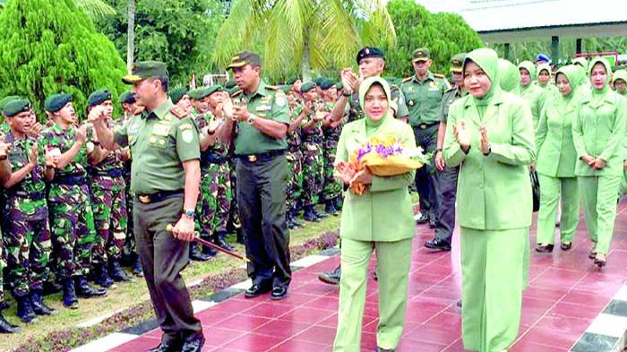 Pangdam Kunjungi Raider Tualang Cut - Serambinews.com