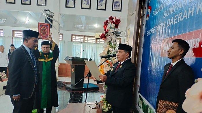 Pj Bupati Lantik Samsul Azhar Sebagai Sekda Pidie, Ini Jejak Karir ... Pj Bupati Lantik Samsul Azhar Sebagai Sekda Pidie, Ini Jejak Karir ...
