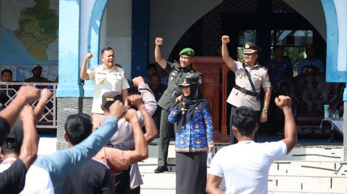 1.222 Anggota Linmas Nagan Raya Dilatih Pengamanan TPS Pemilu 2024, Ini ...
