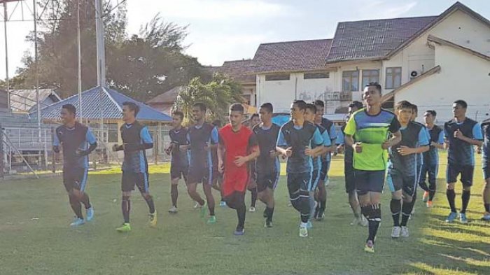 KNFC Kontrak 19 Pemain - Serambinews.com
