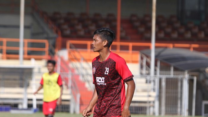 Ferry Sandria Saira, Pemain Muda yang Bangga Berkostum Persiraja ...