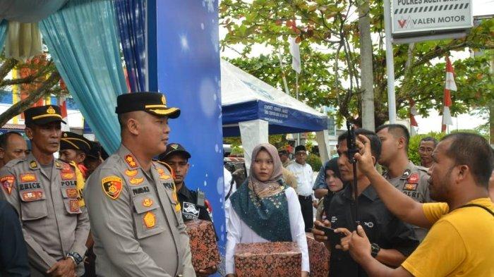 Cek Posko Operasi Lilin Seulawah 2022, Kapolres Bagikan Bingkisan Untuk Petugas - Serambinews.com