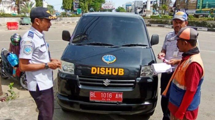 Dishub Banda Aceh Ingatkan Juru Parkir Pakai Atribut Resmi dan Bersikap ...