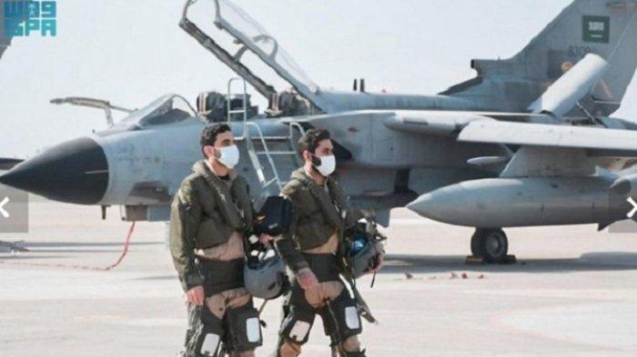 Baru Berlatih Jadi Pilot Jet Tempur, Seorang Anggota Angkatan Udara ...