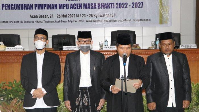 Pimpinan MPU Aceh Masa Bakti 2022-2027 Dikukuhkan - Serambinews.com