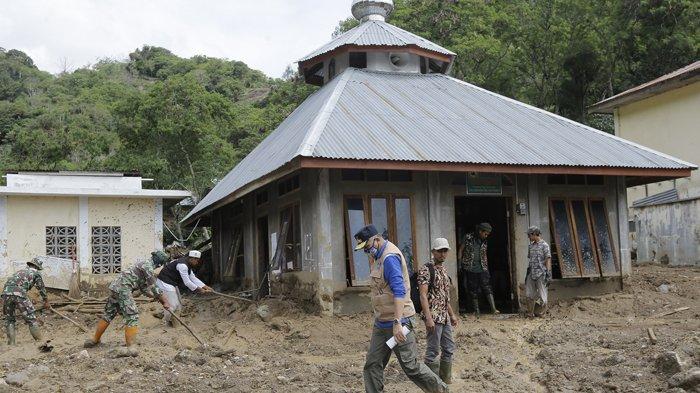 Banjir Bandang Terjang Kebun Kopi di Kampung Batin Baru Bener Meriah ...