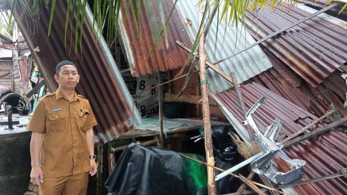 Ekses Angin Kencang, 33 Bangunan di Lhokseumawe Rusak dan Copot ...