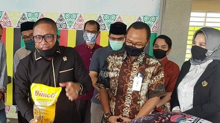 Rafli Salurkan 5000 Paket Sembako untuk Anak Yatim - Serambinews.com