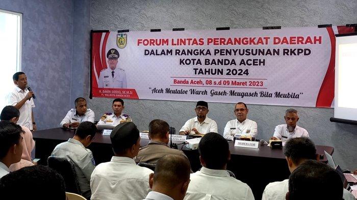 Dinas PUPR Kota Banda Aceh Paparkan RKPD 2024 - Serambinews.com Dinas PUPR Kota Banda Aceh Paparkan RKPD 2024 - Serambinews.com