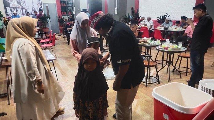 FBW Kota Langsa Buka Puasa Bersama dan Santuni Anak Yatim - Serambinews.com