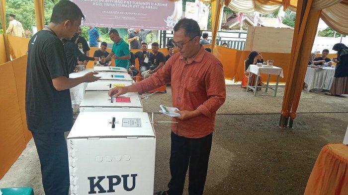KIP Aceh Selatan Gelar Simulasi Pemungutan dan Perhitungan Suara Pemilu 2024 di TPS ...