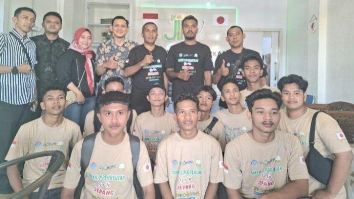 10 Siswa SMKN 2 Peureulak Magang Ke Jepang, Ini Pesan Kadisdik Aceh ...