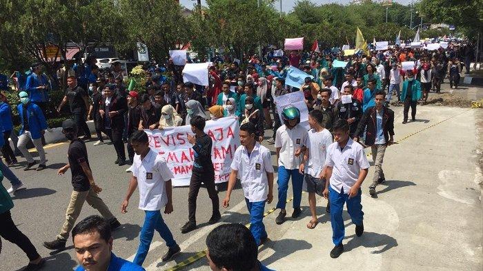 Ditangkap Polisi Terkait Grup Whatsapp STM, 7 Pelajar Ini Ternyata Tak ...