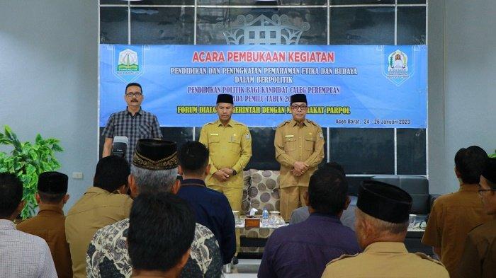 Kesbangpol Sosialisasikan Etika Berpolitik kepada Keuchik dan Pengurus ...