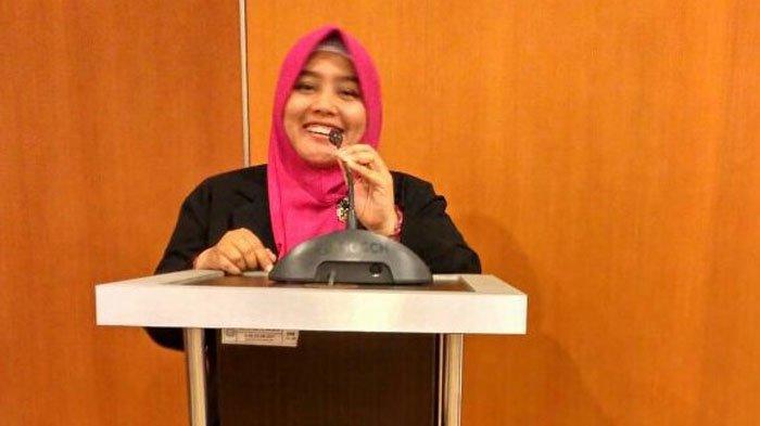 Suri Purnama Febri, Doktor Muda Inspiratif dari Universitas Samudra - Serambinews.com