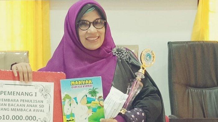 Hobi Baca Majalah Hingga Koran Bungkusan Ikan Asin Antarkan Syamsiah ...