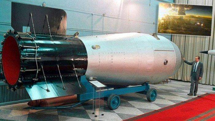 Sejarah Tsar Bomba, Bom Nuklir Terbesar di Dunia Milik Uni Soviet ...