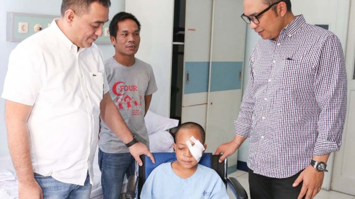 Tim Dokter RS Pelindo III Surabaya Sukses Operasi Tumor Mata Bocah Gayo ...