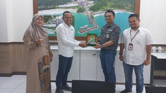 UNAYA Jalin Kerja Sama dengan PT Solusi Bangun Andalas - Serambinews.com