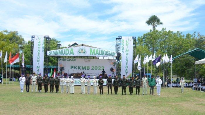 Belasan UKM Tampil di Hari Kedua PKKMB Unimal - Serambinews.com