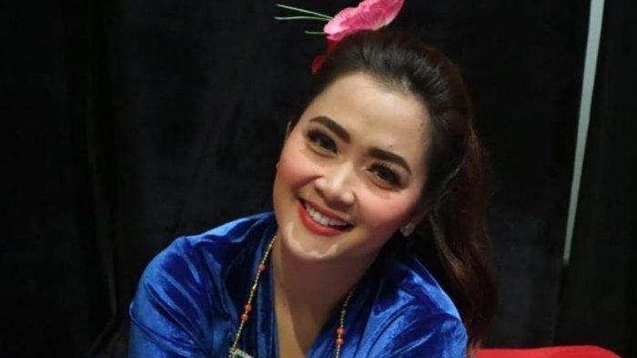 Vega Darwanti Ungkap Kondisi Sahabatnya Tukul Arwana, Ogah Menangis ...