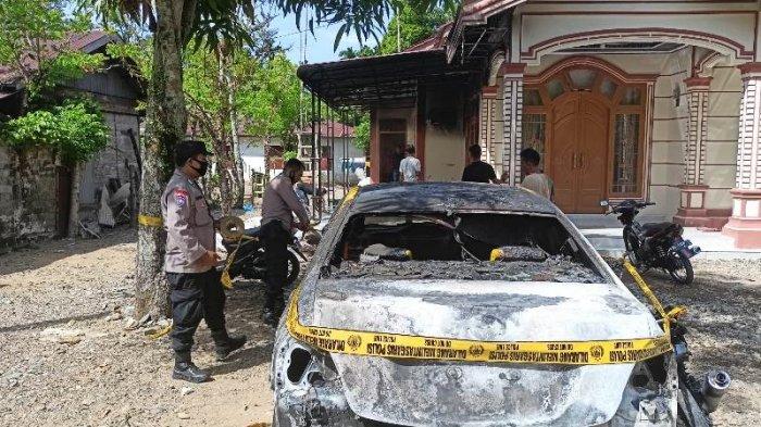 Diduga Akibat Api Puntung Rokok, Satu Mobil dan Sepmor di Sawang Ba'u ...