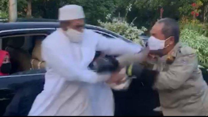 Ngamuk ke Petugas PSBB di Surabaya, Begini Nasib Habib Umar Assegaf - Serambinews.com