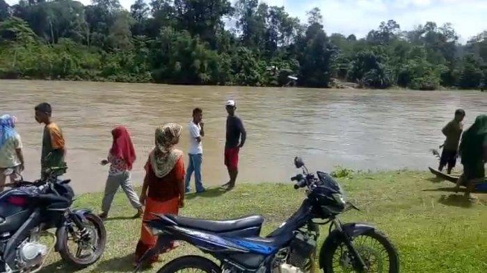Wanita Berjuang Tambah Pendapatan Keluarga, Krueng Woyla Jadi Tumpuan ...