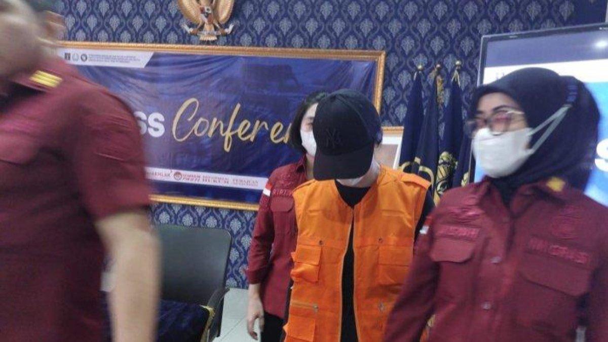 WNA Rusia Open BO di Tangerang, Patok Tarif Rp 4 juta per Jam ...