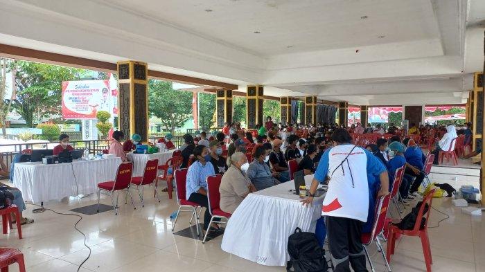 Gerai Vaksinasi Covid-19 Kembali Dibuka di Tribun Lapangan Merdeka ...