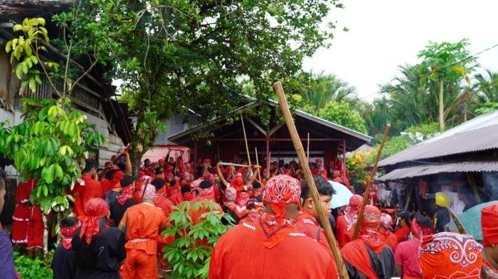 Prosesi Pembuatan Api Pattimura dan Maknanya pada Perayaan Hari ...