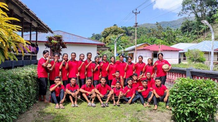 Raih Juara I Atraksi Budaya API Award, Ini Makna Tari Hela Hela Rotan ...