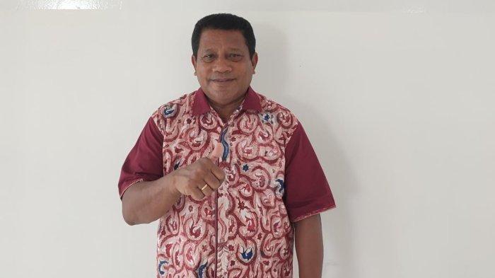 Jadi Wakil Rakyat Sejak 1992, Ini Cara Lucky Wattimury Jaga Kepercayaan ...