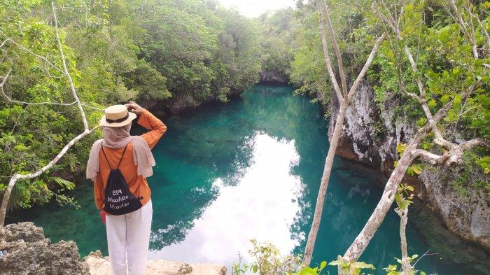 Danau Sole, Destinasi Wisata Maluku yang Hening Tersembunyi di Tengah ...