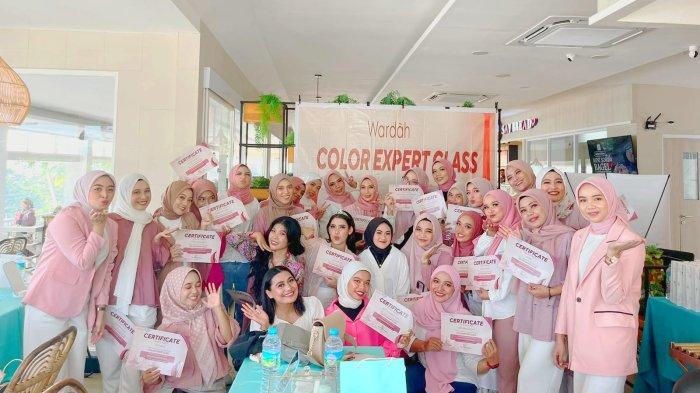 Color Expert Class Wardah Bersama Indogrosir Ambon: Soft Glam Makeup ...