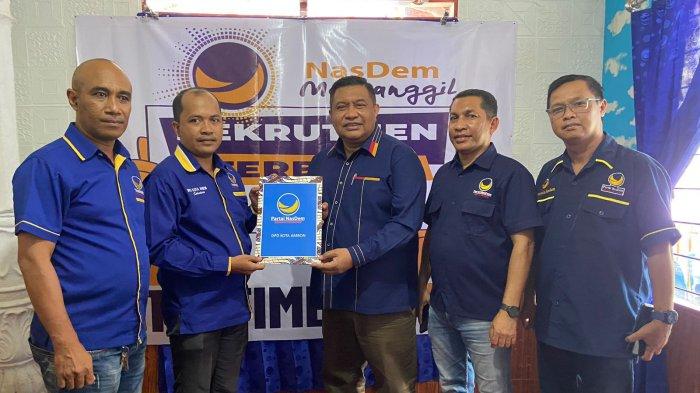 NasDem Usung Agus Ririmasse - Rosita Usman di Pilwakot Ambon? Ini ...