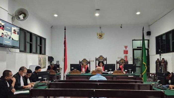 Terbukti TPPU, Eks Bupati Bursel Tagop Soulisa Divonis 2 Tahun 7 Bulan ...