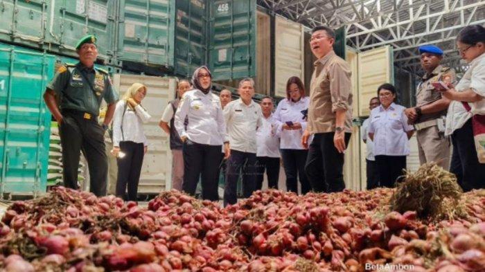 Sidak Distributor, Ely Toisuta Pastikan Bahan Pangan Tercukupi Jelang ...