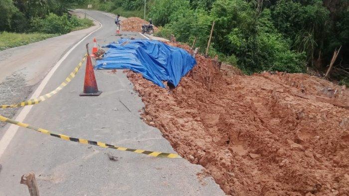 Jalan Taeno - Wakal Mulai Dilewati Pengendara Meski Dalam Perbaikan ...