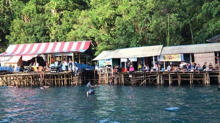 Hari Pertama di Tahun Baru 2023 Bawa Berkah Bagi Pedagang di Pantai ...