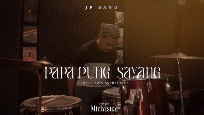 Chord Lagu Ambon Papa Pung Sayang - JP Band: Tahang Saki Seng Bilang ...