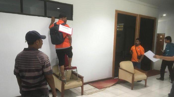 Tersangka Pelaku Ade Lukman Perankan 31 Adegan Rekonstruksi Pencurian ...