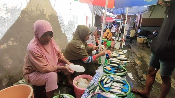 Usai Lebaran, Harga Ikan di Masohi Merangkak Naik - Tribunambon.com