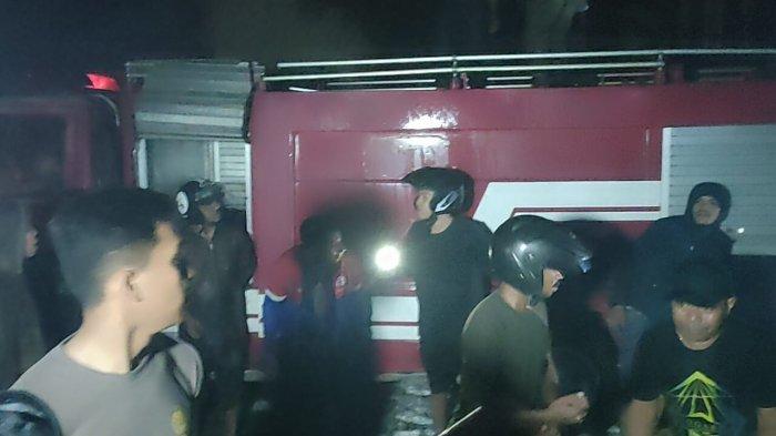 Kebakaran Gudang di Masohi Berhasil Dipadamkan, Sempat Terkendala Pasokan Air - Tribunambon.com