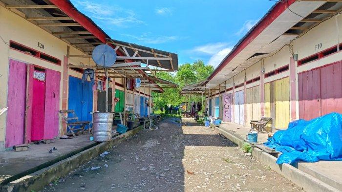 Warga di Terminal Gunumae Bula SBT Minta Pemda Sediakan Tempat Tinggal ...