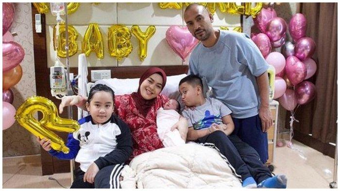 Adik Syahrini Kabarkan Kelahiran Anak ke-3, Lahir pada 17 Agustus 2022 ...