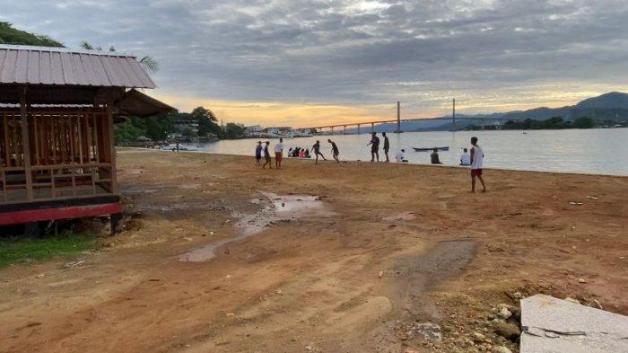 Wajah Baru Pantai Halong Kota Ambon, Bisa Lihat JMP Sambil Nikmati ...