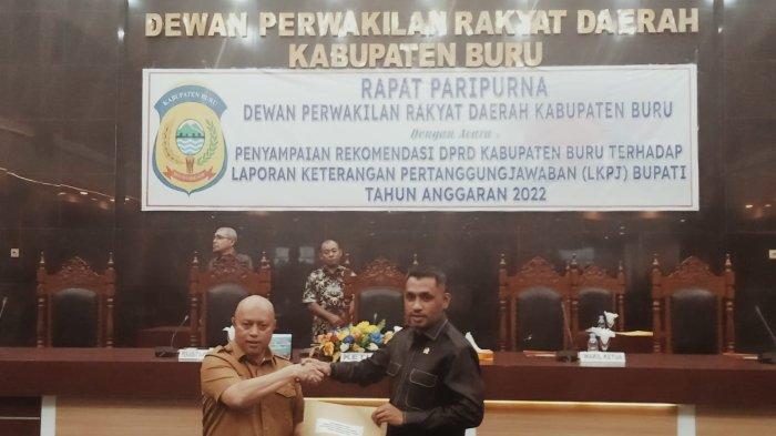DPRD Buru Gelar Paripurna LKPJ Bupati Tahun 2022, ini Rekomendasinya - Tribunambon.com